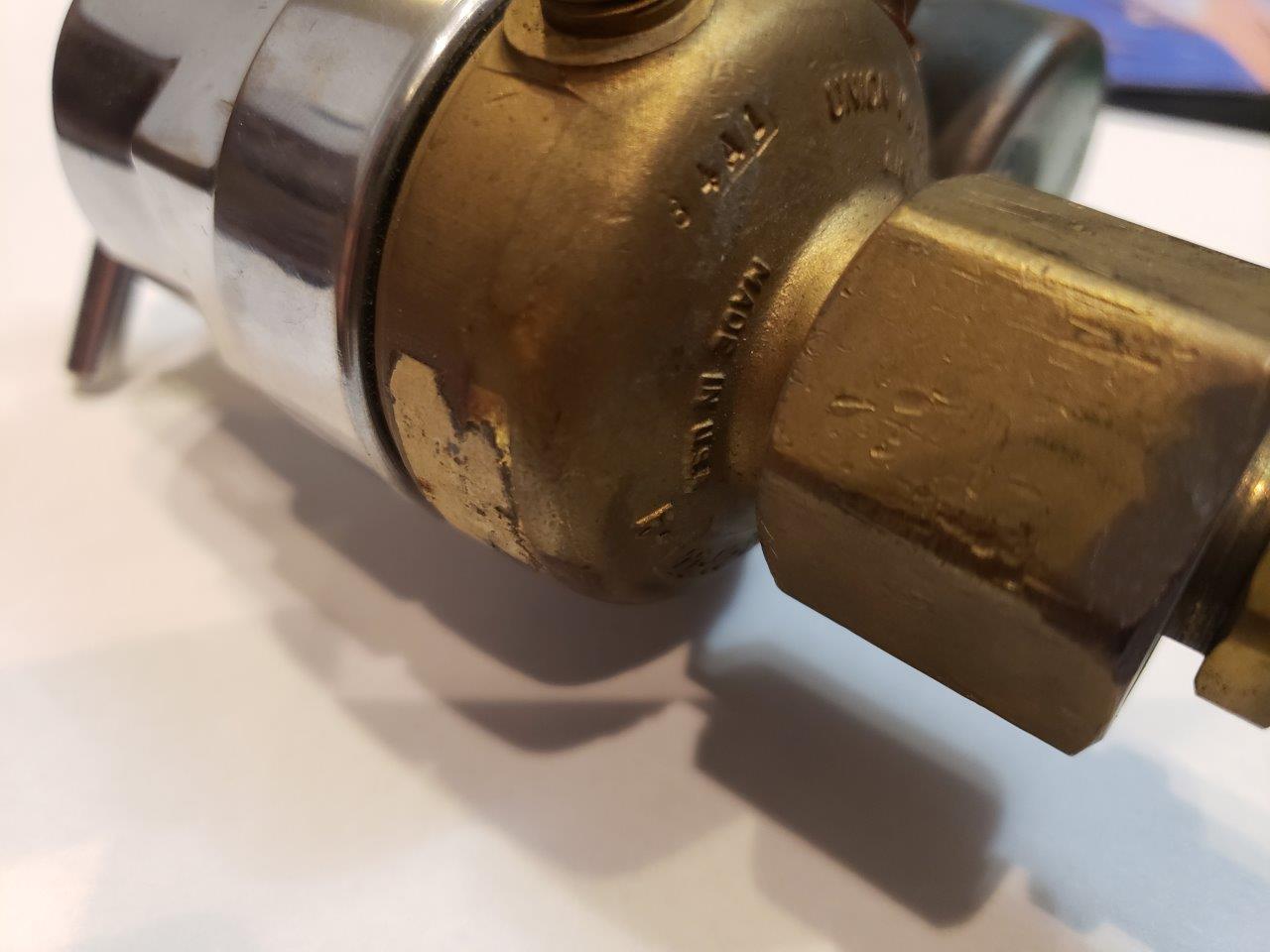 Linde Company Gas Regulator, Union Carbide Corporation, Model R-22-60 ...