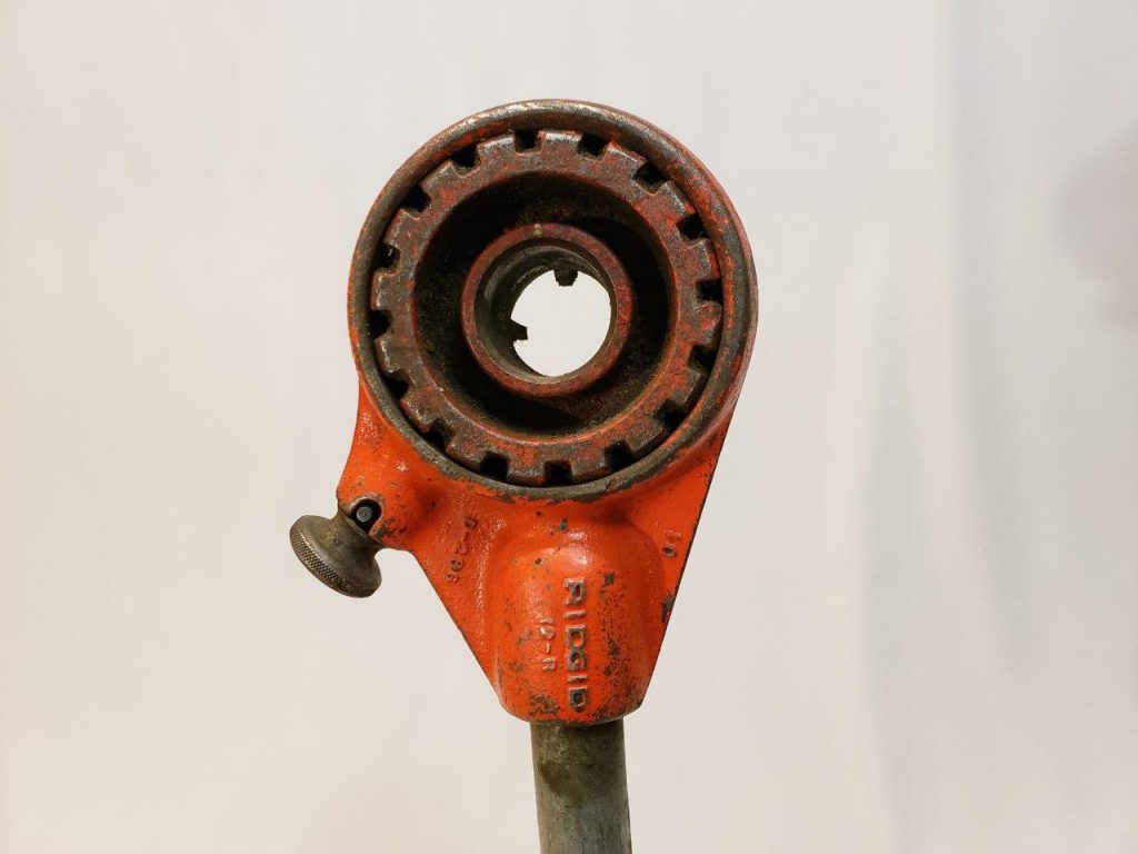RIDGID Pipe 12-R Hand Ratchet Threader No. D-286 & 1 inch die head ...