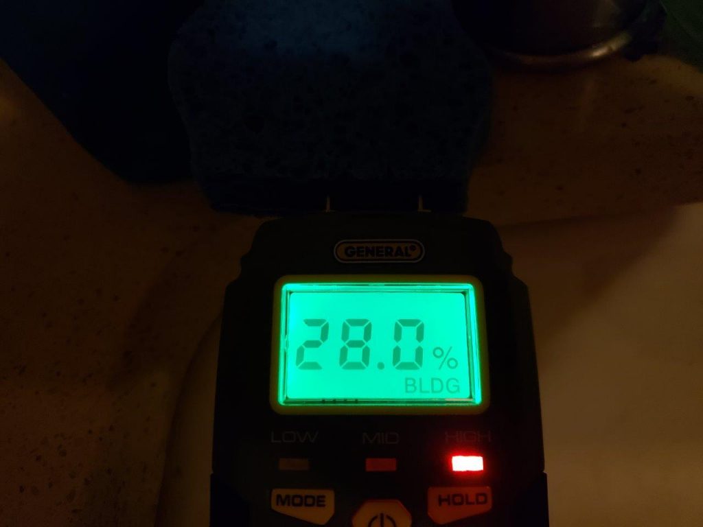 General Tools MMD4E Digital Moisture Meter, Water Leak Detector ...