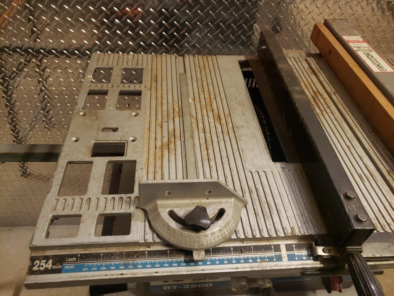 Ryobi 10″ BT-2500 Benchtop Table Saw with Stand | Chicago HVAC tools ...