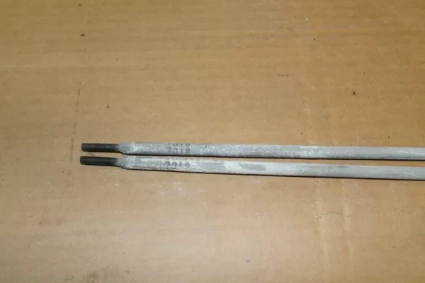 Lincoln Electric E7018 Jetweld LH-70 Stick Electrode 5/32″ x 7 1/2 lb ...
