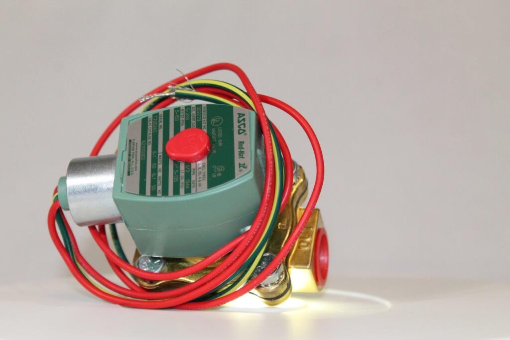 Asco T705265 Solenoid Valve 1/2 Pipe, 24V AC, 5 psi Min. 8210G002 ...