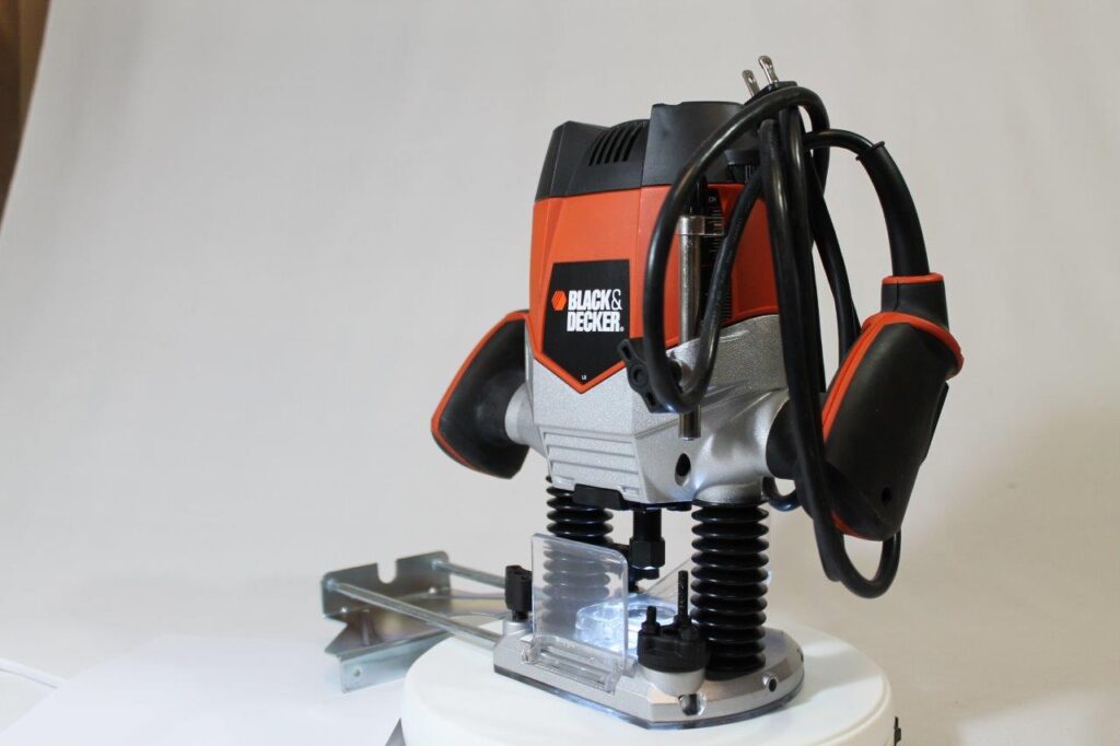 Black & Decker 10-Amp Variable Speed Plunge Router RP250 | Chicago HVAC ...