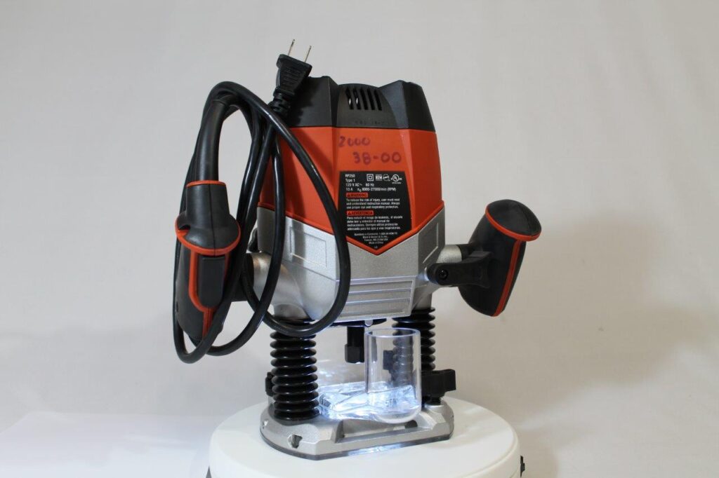 Black & Decker 10-Amp Variable Speed Plunge Router RP250 | Chicago HVAC ...