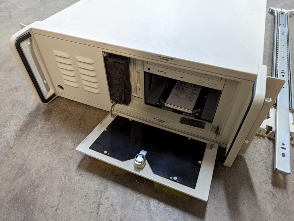 kpi-usa-server-case-with-rails (5) | Chicago HVAC tools and supplies