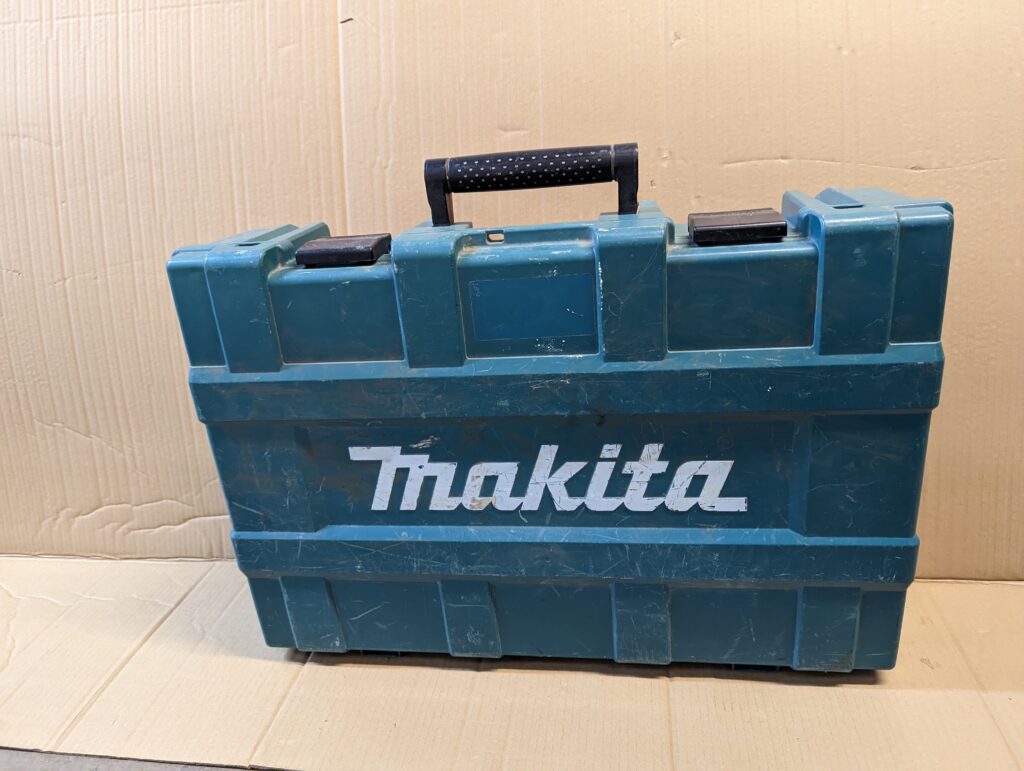 Makita HM1203C 14 Amp SDS-MAX Corded Variable Speed 20 lb. Demolition ...