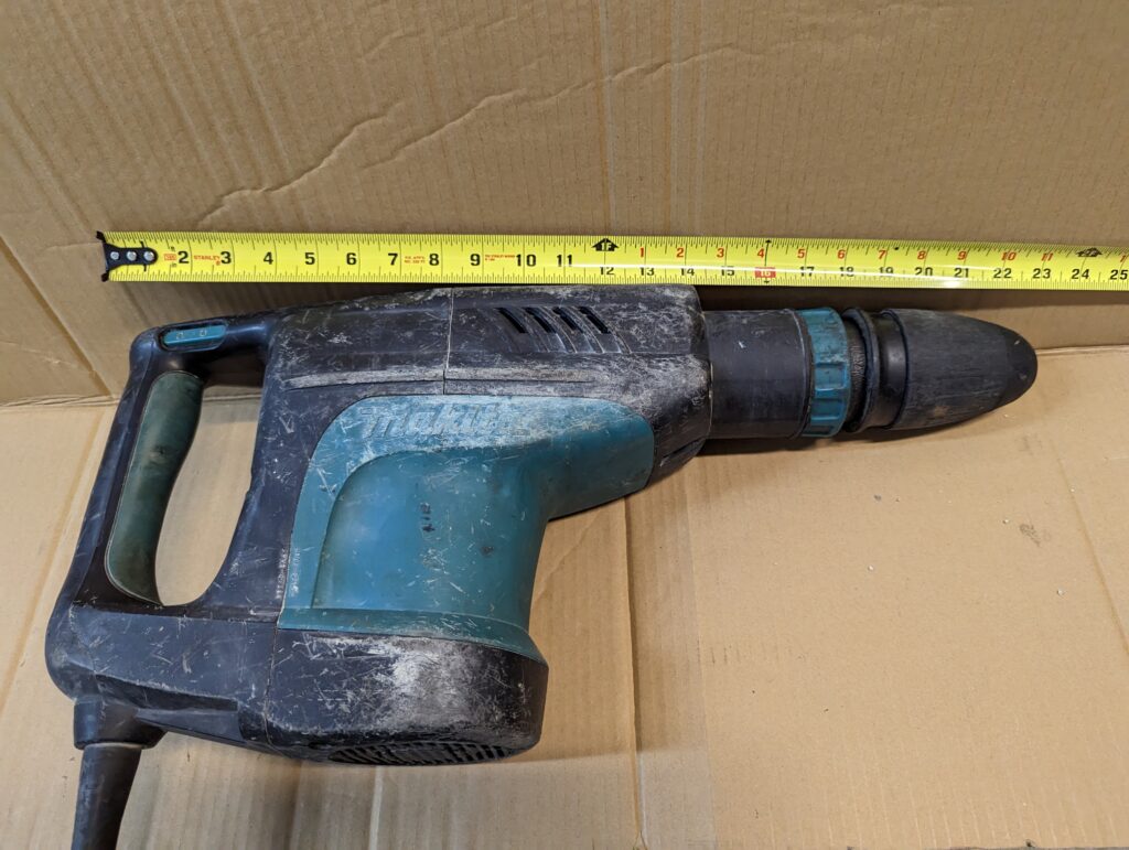 Makita HM1203C 14 Amp SDS-MAX Corded Variable Speed 20 lb. Demolition ...